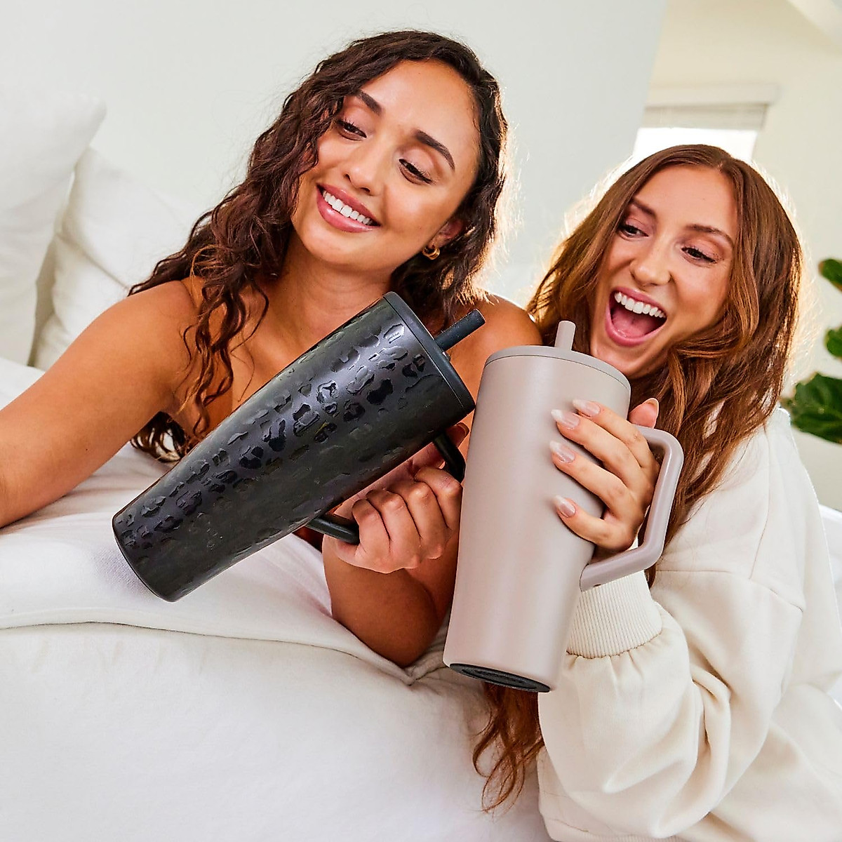 Brumate Era Mocha 30 oz (880 ml) Vacuum Straw Tumbler, With Wrapping, Ice Will Remain Even After 24 Hours! Incredible Cold Retention, Locking Lid That Won't Leak Even Upside Down, Brown