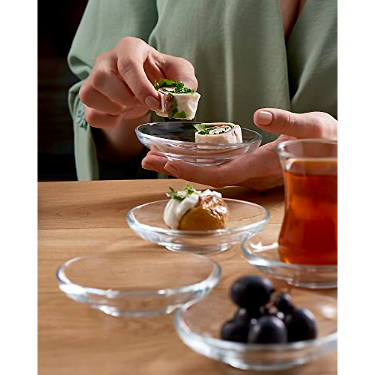 Pasabahce Premium Clear Glass Plate Saucers Set of 6, Safe in Microwave, Great for Servicing Cookies, Snacks, Fruits, Coffee, and Tea Cups, Housewarming Idea