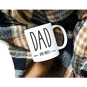 Pregnancy Gift Est 2023 - New Mom and Dad Est 2023 11 oz Mug Set with "Let The Adventure Begin" Romper (0-3 Months) - Top Mom and Dad Gift Set for New and Expecting Parents to Be - Baby Shower