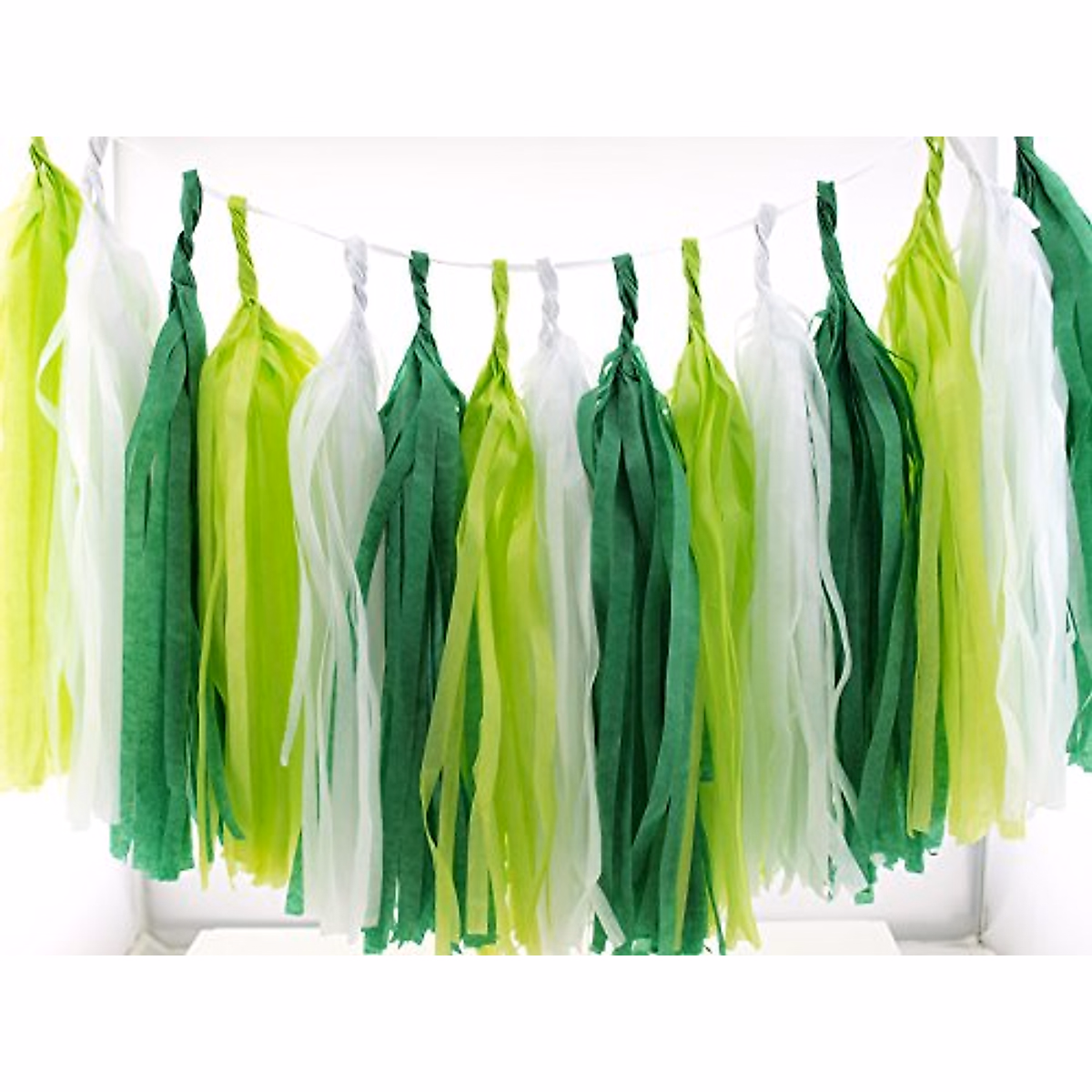 St Patrick's Day Tissue Paper Garland, Shamrock Green Streamers (Set of 15) - St Patricks Day Party Supplies, Irish Luck Green Decorations for Party, St Patricks Day Leprechaun Bunting Banner