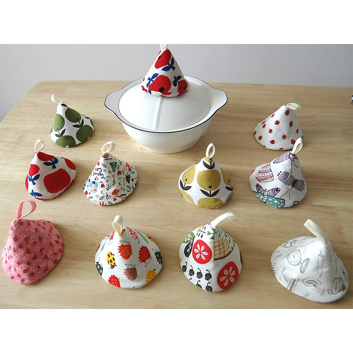 Mini Oven Mitts and Potholders -Hat Like Conical Oven Mitts and Pot Holders, Pinch Grips, Oven Glove, Pot Holders Cooking Gloves Oven Mitt Set for Cooking Baking Grilling (Black&Triangle)