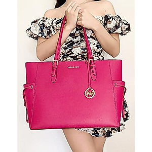 Michael Kors Gilly Large Jet Set Drawstring Top Zip Tote (Carmine)