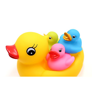 DOPHYRANIX Floating Rubber Duckies Bath Play 5 Pieces Set - Includes 1 Jumbo Mama Ducky and 4 Baby Ducks - Fun Water Tub Playing Kits(4 Colors)