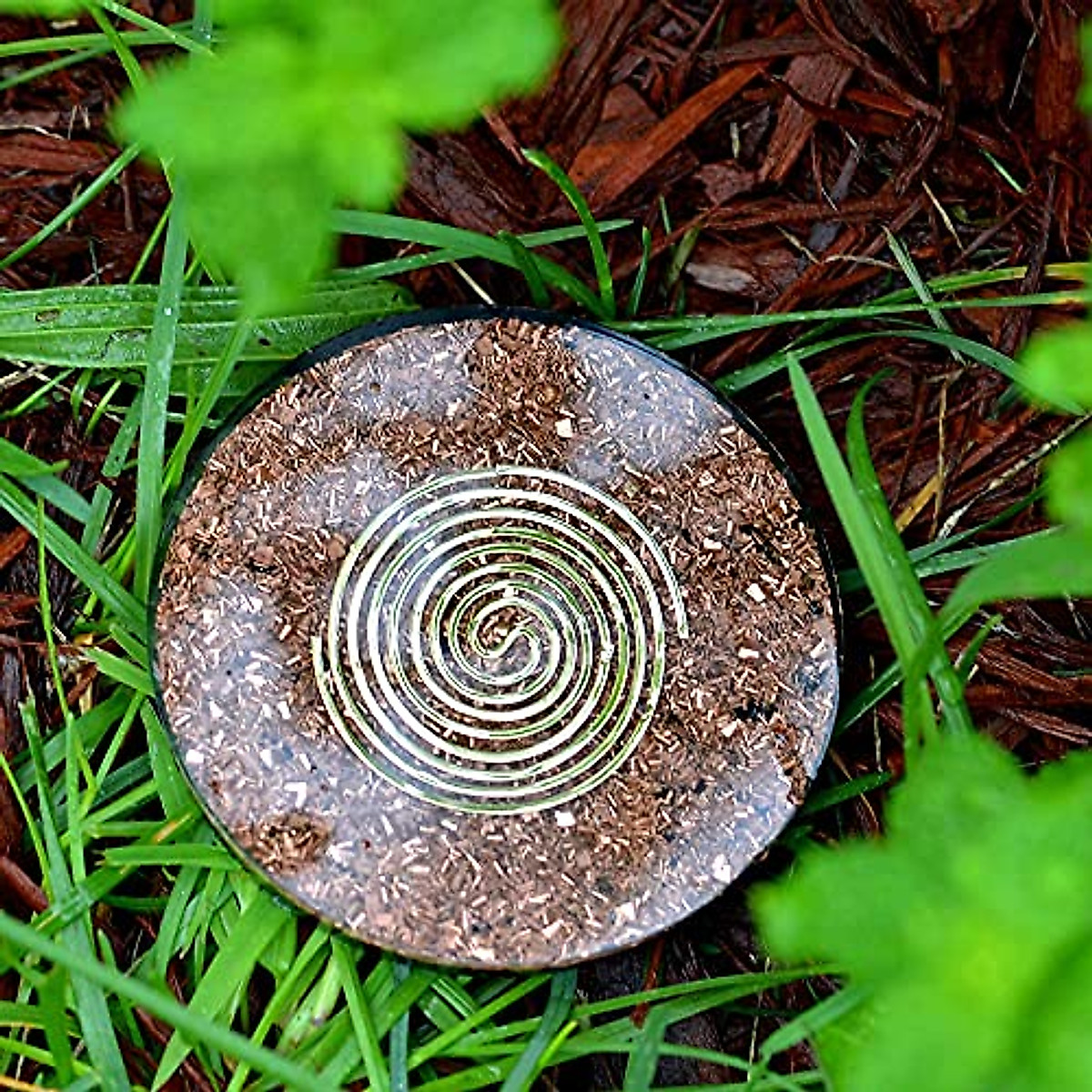 Orgonite Crystal Water Charging Plate with Black Tourmaline Healing Crystals and Flower of Life –Orgone Charging Coaster for Spiritual Cleansing and E-Energy Protection (90mm)
