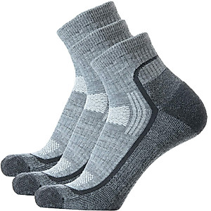 SOLAX 72% Men's Merino Wool Hiking Socks Outdoor Trail Trekking Cushioned Breathable Quarter Socks 3 Pack
