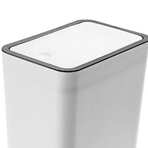 HERCHR Plastic Trash Can with Lid, Thin Trash Cans Bathroom Garbage Can Small Trash Can with Lid Slim Trash Bin Waste Basket for Bathroom(White)
