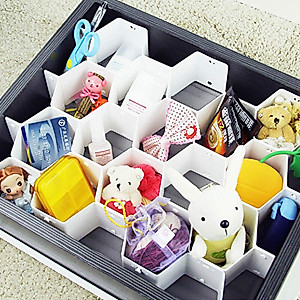 Foraineam 3 Pack Honeycomb Drawer Organizer Plastic Partition Cabinet Clapboard Storage Boxes Closet Organizer Drawer Dividers