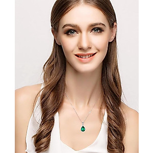 VONSSY Green Pendant Necklace | Waterdrop Oval Teardrop Pendant Necklace | Clover XMAS Tree Pendant Necklace