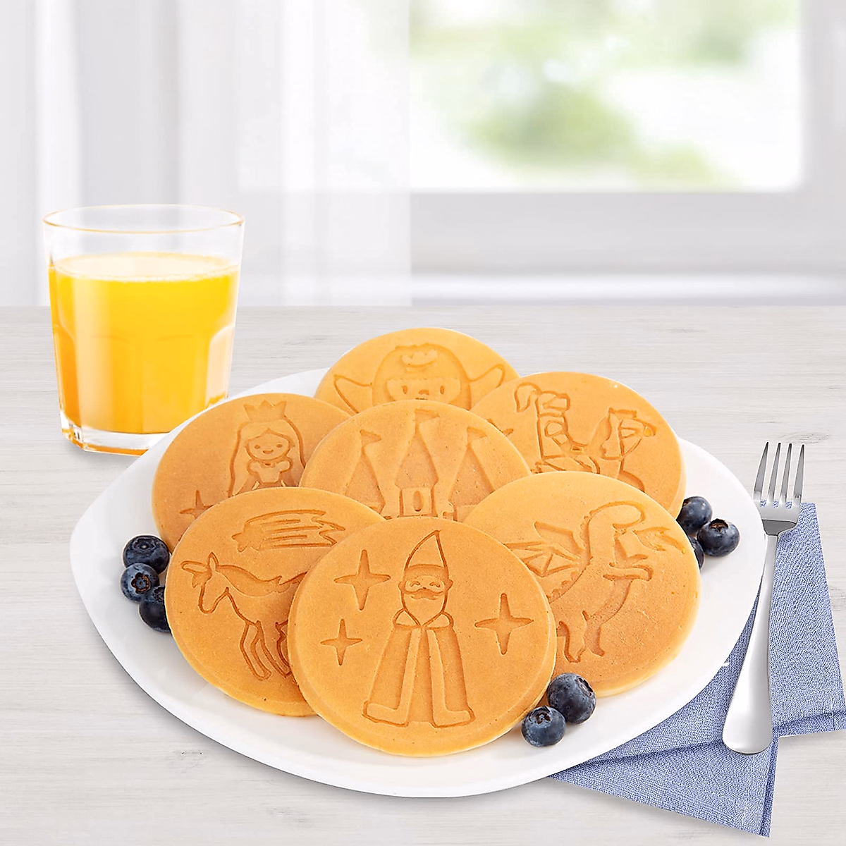 CucinaPro Fantasy Friends Mini Pancake Pan - Nonstick Griddle for Breakfast Magic, Featuring a Princess Castle & More, 7 Unique Flapjacks