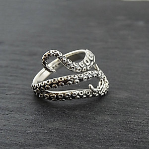 FashionJunkie4Life Sterling Silver Octopus Tentacles Wrap Ring, Sizes 6-10 (6)