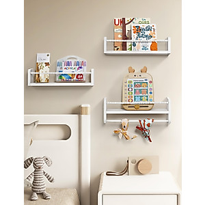 Maxpeuvon Nursery Bookshelves Set of 3, Natural Wood Nursery Floating Shelves Wall Mount Storage Shelf with Towel Bar Hainging Bookshelf for Kids Room Bedroom Nursery Decor