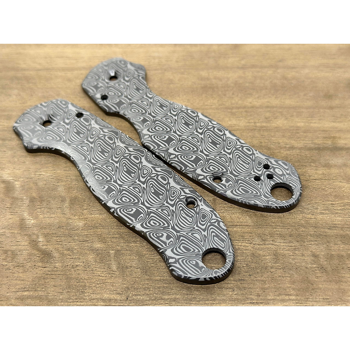 DAMA AEGR Zirconium Scales for Spyderco para 3