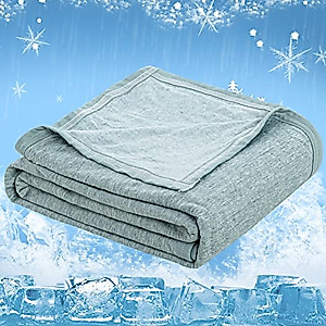 CHOSHOME Cooling Blanket for Hot Sleepers Lightweight Summer Cold Thin Blankets for Sleeping, Hot Flashes Night Sweats, Soft Blanket for Bed, Twin Size, Green