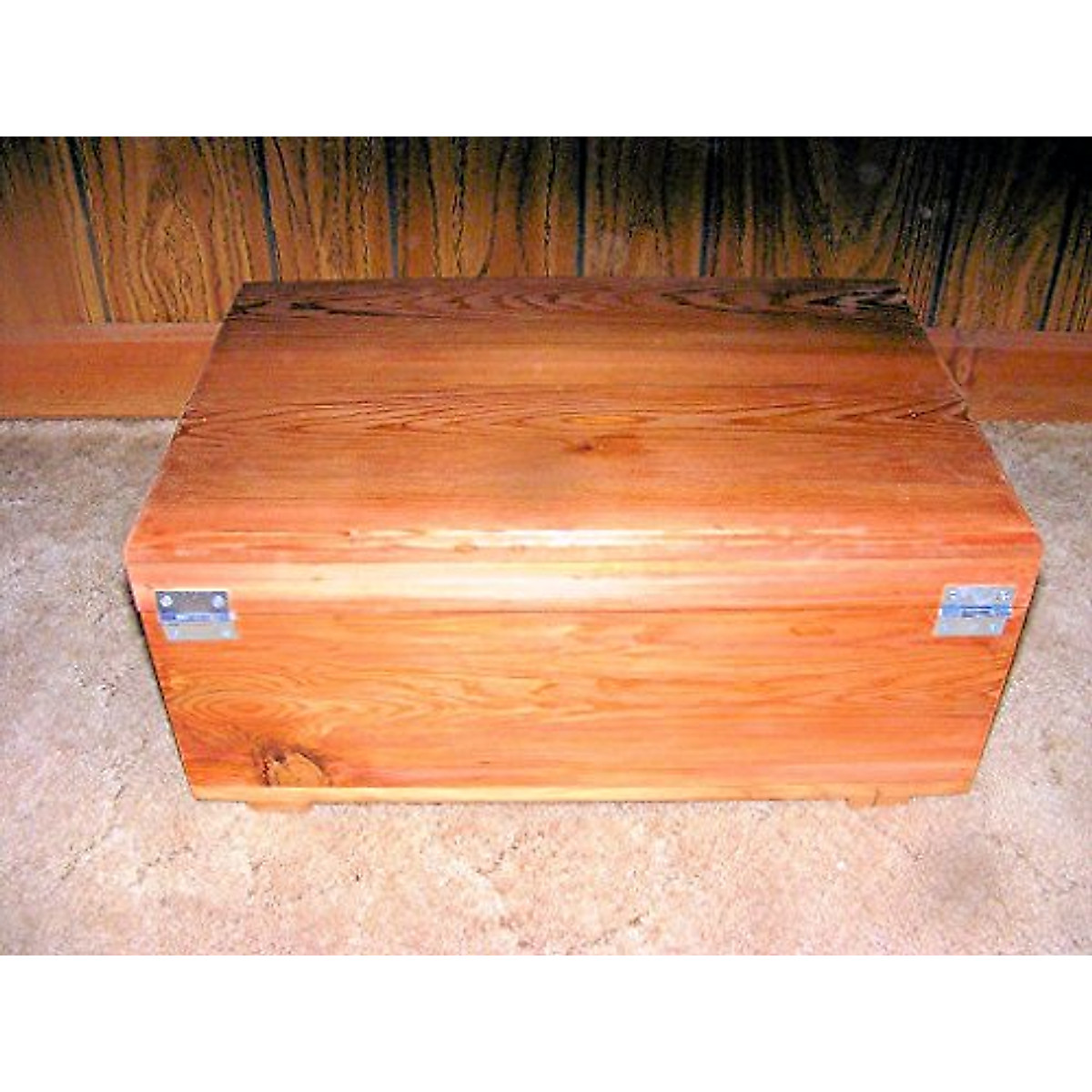 Steve's Gift Shoppe Cedar Keepsake Memory and Treasure Box or Storage Box - Size 17 x 14 x 8 Inches