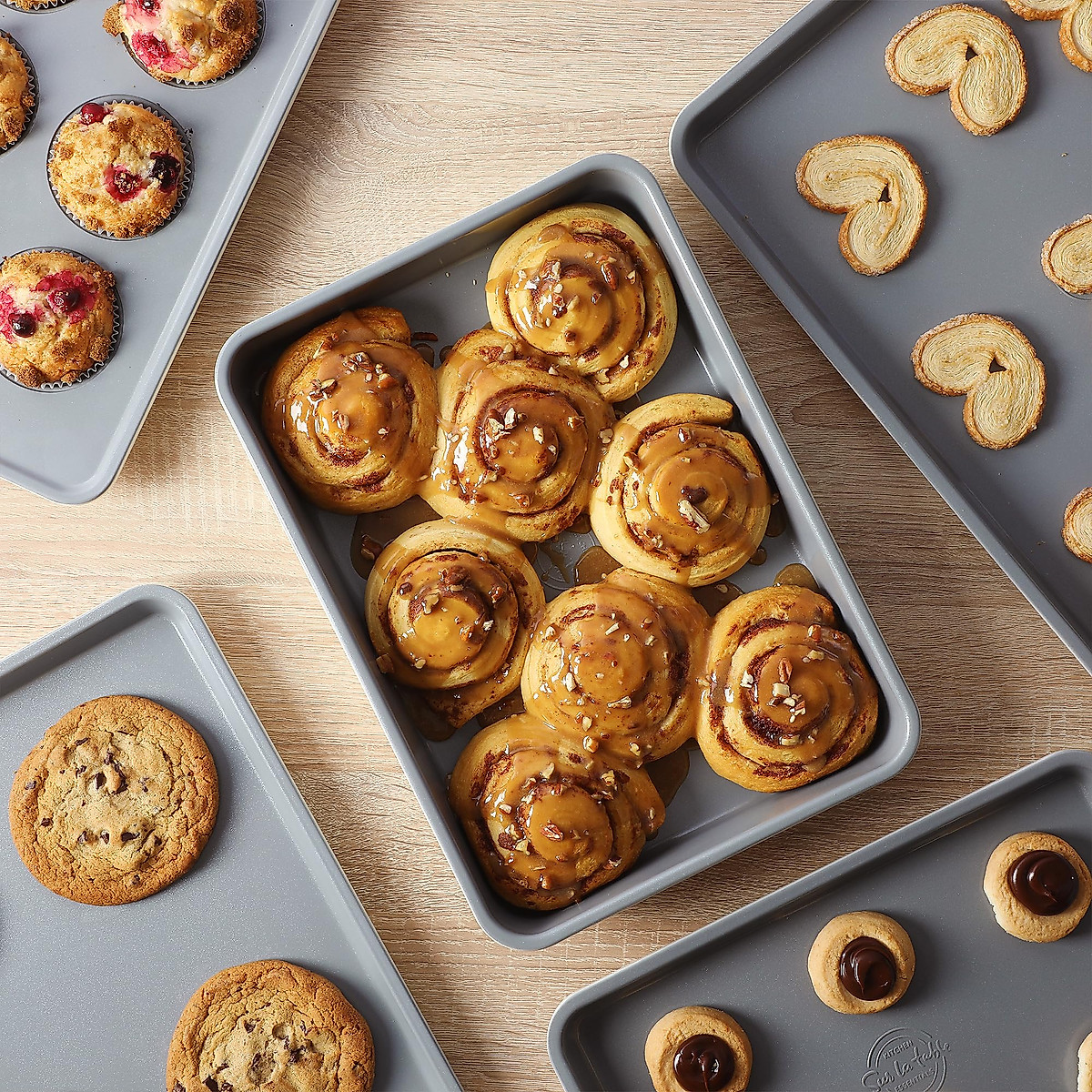 Sur La Table Kitchen Essentials Bake Sale 9 X 13 Inch PFA Free Ceramic Nonstick Roaster/Cake/Baking Pan - Linen White