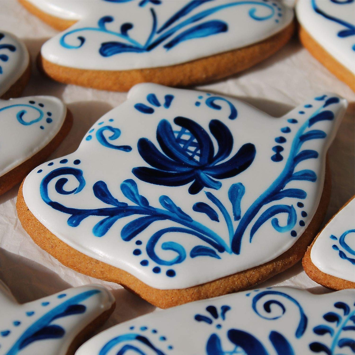 Teapot Cookie Cutter, 4.25" Made in USA by Ann Clark