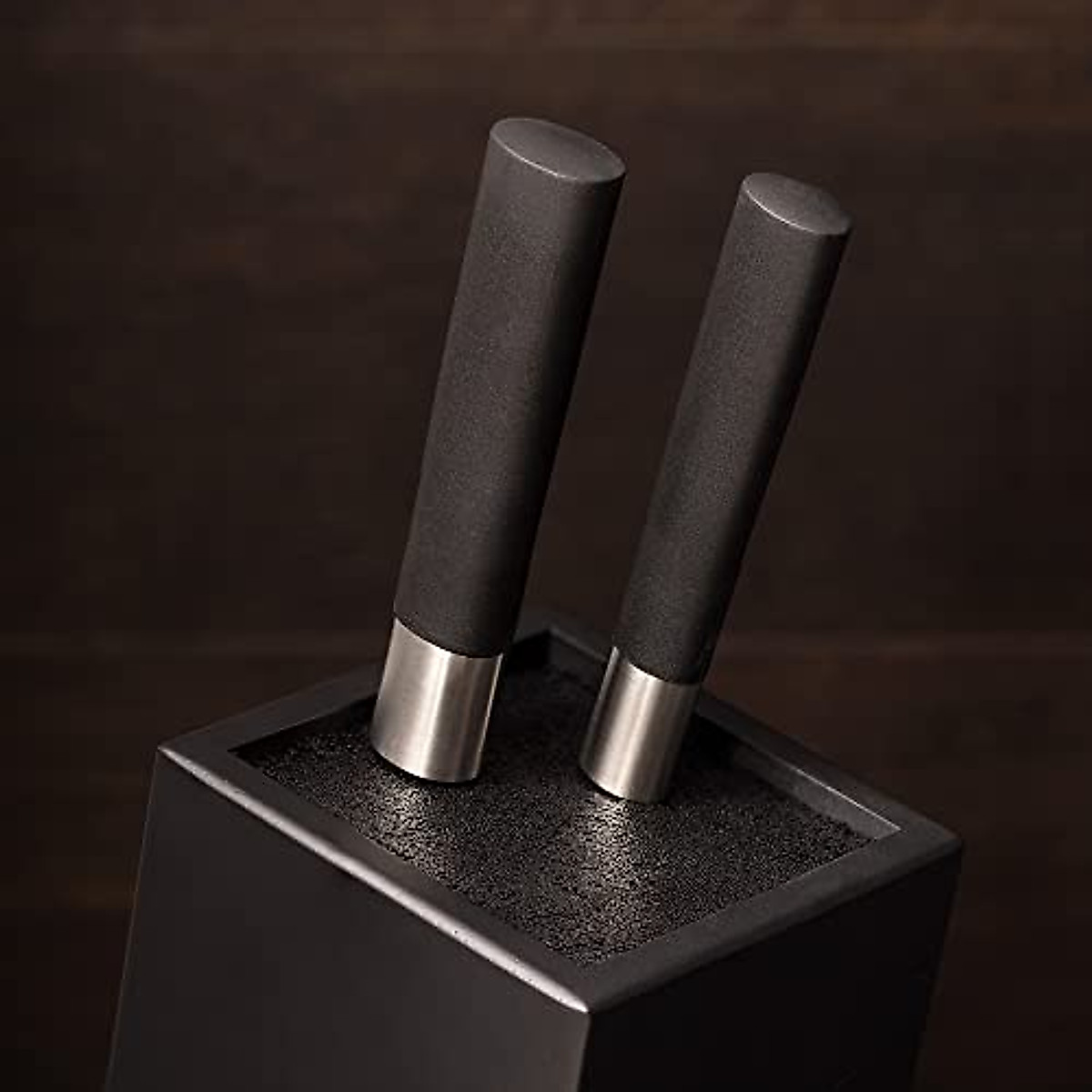 Navaris Universal Knife Block Holder - Rubber Wood Stand with Bristles to Fit Different Sizes of Knives - Angled Design, 9.8" x 5.9" x 4.1’" - Black