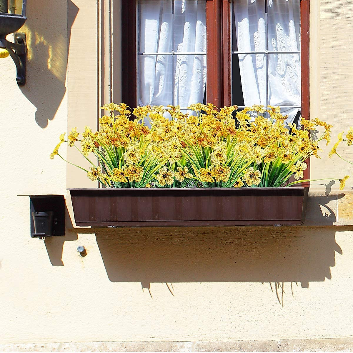 AUMVEYI 4 Bundles Artificial Plants Outdoor Fake Mums Flowers Bulk UV Resistant Faux Greenery Plastic Floral Decoration for Home Outside Garden Porch Hanging Planter décor