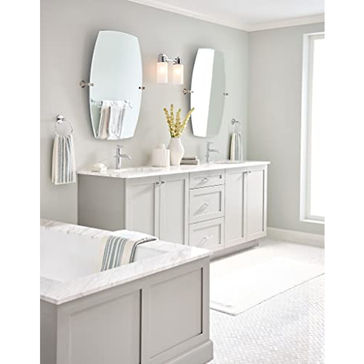 Moen Gibson Chrome One-Handle Single Hole Modern Bathroom Sink Faucet with Optional Deckplate, 6145