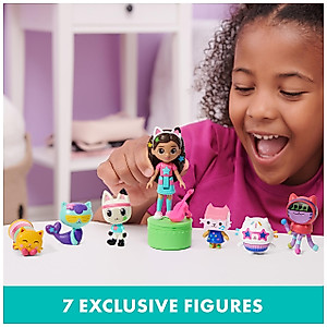 Gabby’s Dollhouse, Dance Party Theme Figure Set with a Gabby Doll, 6 Cat Toy Figures and Accessory Kids Toys for Ages 3 and up!