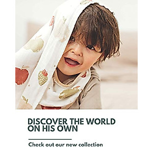 Nightingale Baby Bandana Bibs - Absorbent, Soft, Hypoallergenic Bamboo Muslin Drool Cloths - Cute Drooling Bibs for Boys and Girls (Bee/Fruit/Daisy)