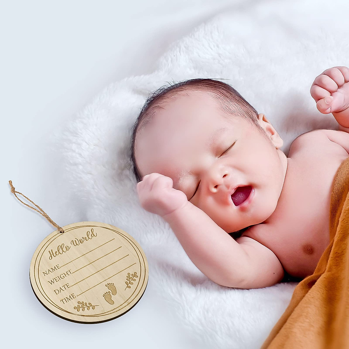 LUTER Baby Announcement Sign, 3.9 inch Hello World Welcome Name Sign with a Hemp Rope Round Wooden Milestone Baby Announcement Plaque for Newborn Photo Props