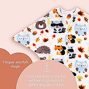 SleepingBaby Zipadee-Zip Transition Swaddle - Fleece Baby Sleep Sack with Zipper - Raccoon Friends, Small (4-8 Month)