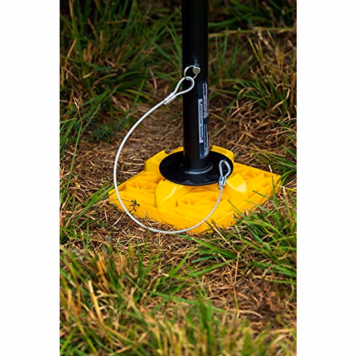 Camco RV Tongue Jack Stand | Distributes Your Trailer Weight Evenly | Compatible with 2-inch and 6-inch Diameter Tongue Jacks | Features a 3,500 lb. Weight Rating (44636)