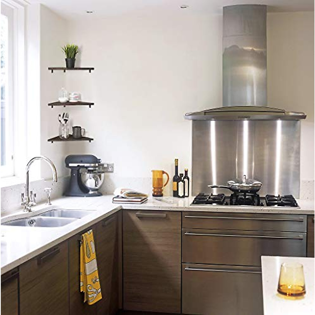 Mkono Corner Shelves Wall Mounted Set of 3 Floating Corner Shelf for Wall Home Decor Rustic Wood Wall Storage Display Shelves for Living Room Bedroom Bathroom Kitchen Office