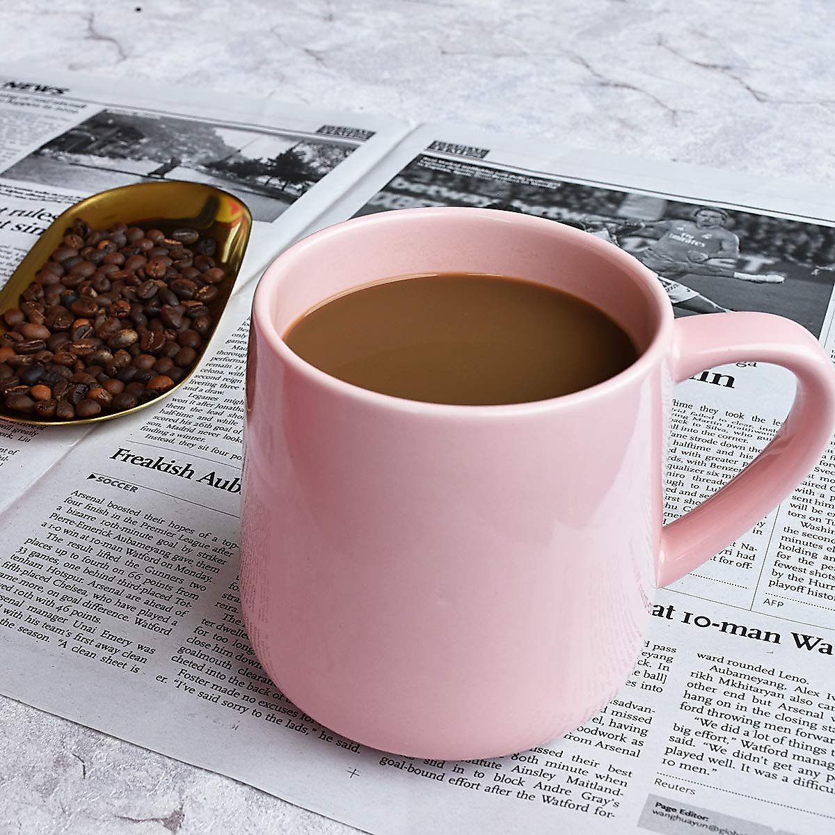 Bosmarlin Large Glossy Ceramic Coffee Mug, Pink Tea Cup for Office and Home, 18 oz, Suitable for Dishwasher and Microwave, 1 Pack (Pink)