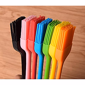 NA Integrated Silicone Brush with Full Handle Cake Barbecue Brush red