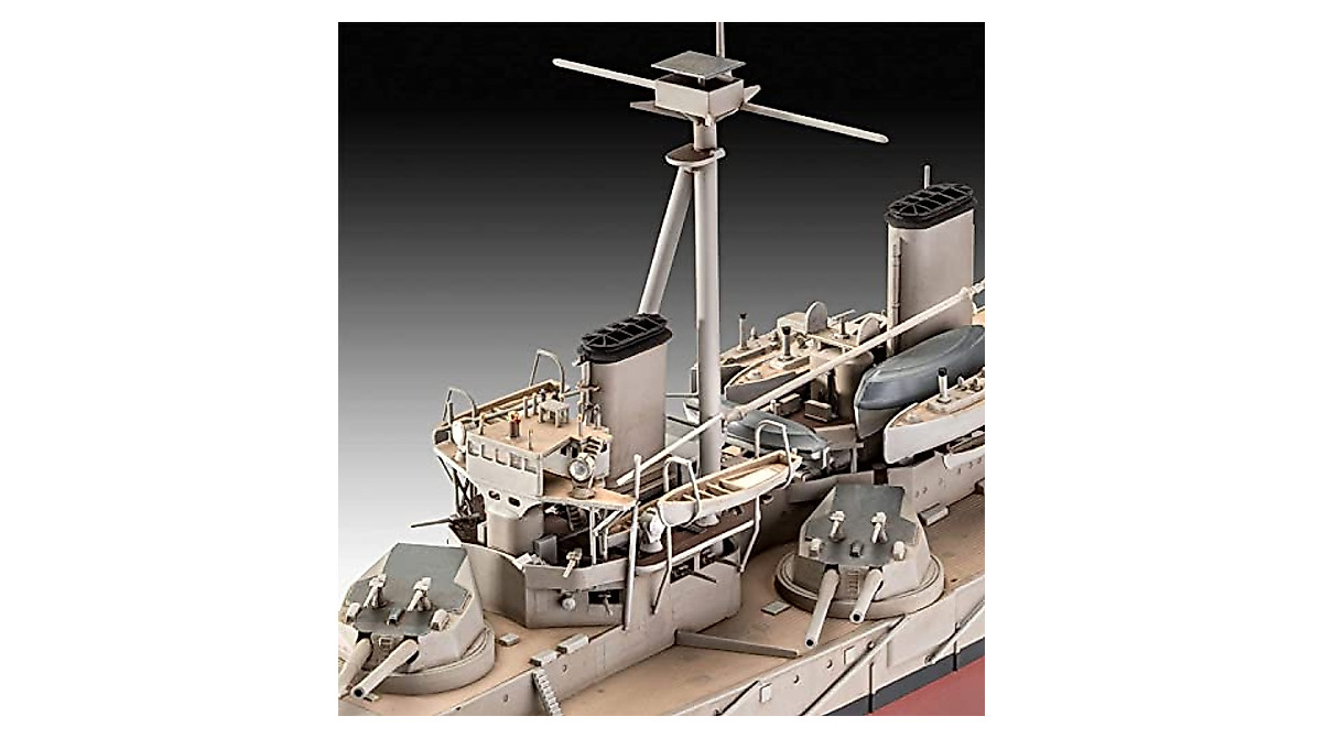 Revell HMS Dreadnought Model Kit 1:350 Scale Unpainted