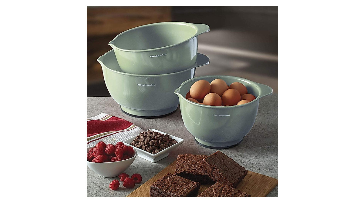 KitchenAid Classic Mixing Bowls Set of 3 in Pistachio | Easy & Space-Saving