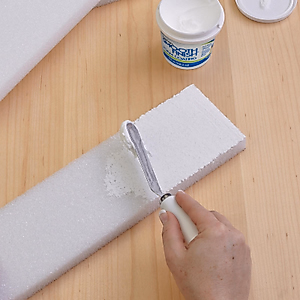 FloraCraft Smooth Finish Paintable Foam Coating 8 Ounce