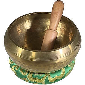 5 Gold Tibetan Meditation Yoga Singing Bowl Set (Large) ~Live Fully Now ~ Tuned to B ~ Hand Hammered Antique healing bowl design ~Wood Striker ~ Himalayan bowl for Meditation, hand yoga, and Chakra
