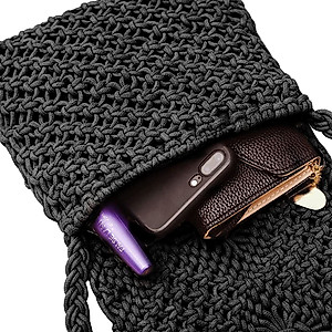 QTKJ Women's Crochet Square Crossbody Bag Hand-Woven Boho Tassels Summer Beach Cotton Messenger Shoulder Bag with Zipper (Black)