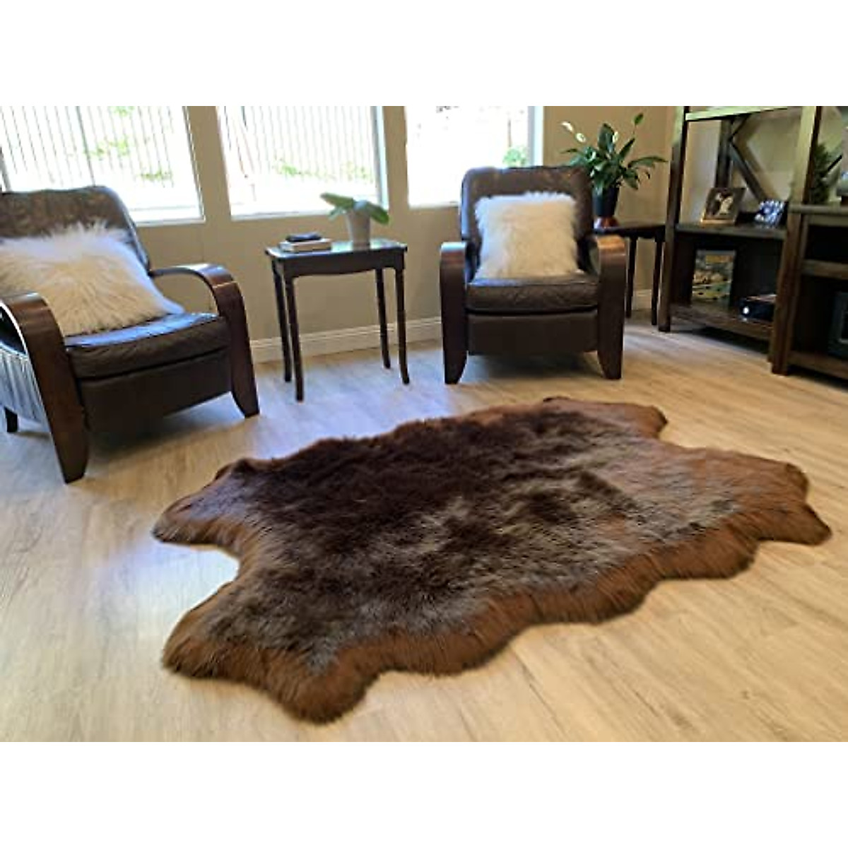 LAMBZY Faux Sheepskin Super Soft Hypoallergenic Silky Shag Rug for Living Room, Kids Room, Sofa (Quarto 4 Pelts 4'x6', Brown)