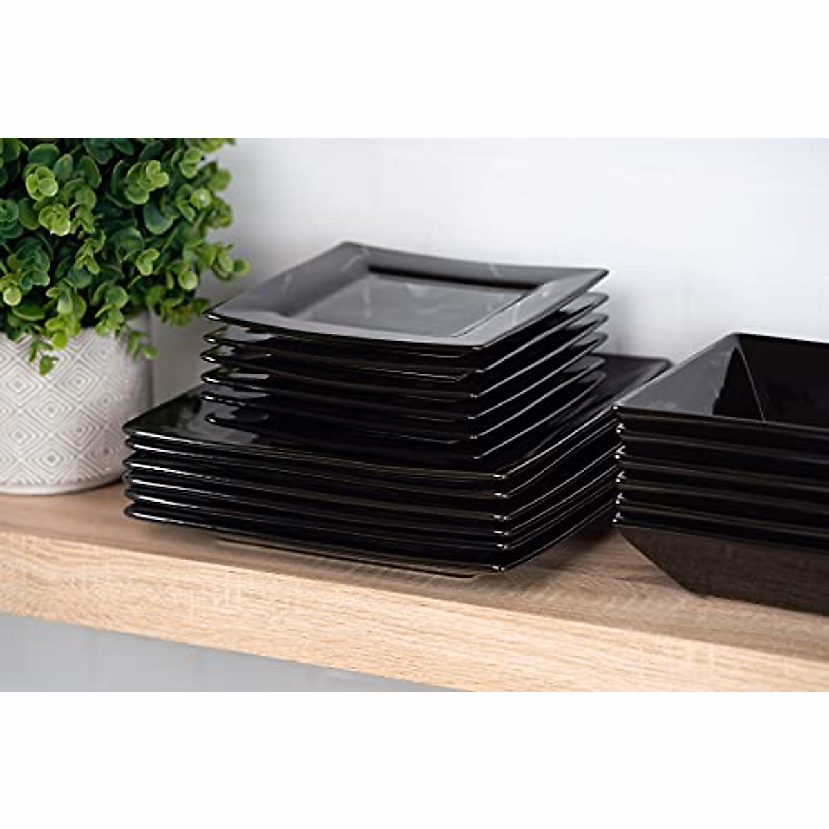 10 Strawberry Street Nova Square 30 pc Dinnerware Set, Black