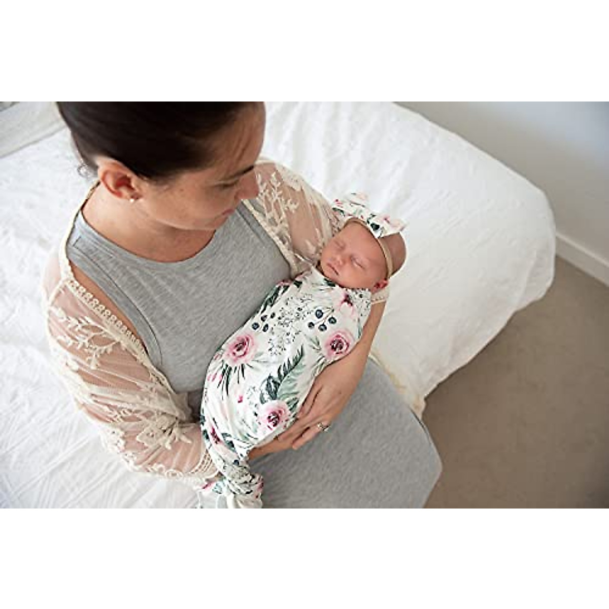 Terriboo Newborn Receiving Blanket and Headband Set Flower Print Baby Swaddle Wrap Floral (Pink)