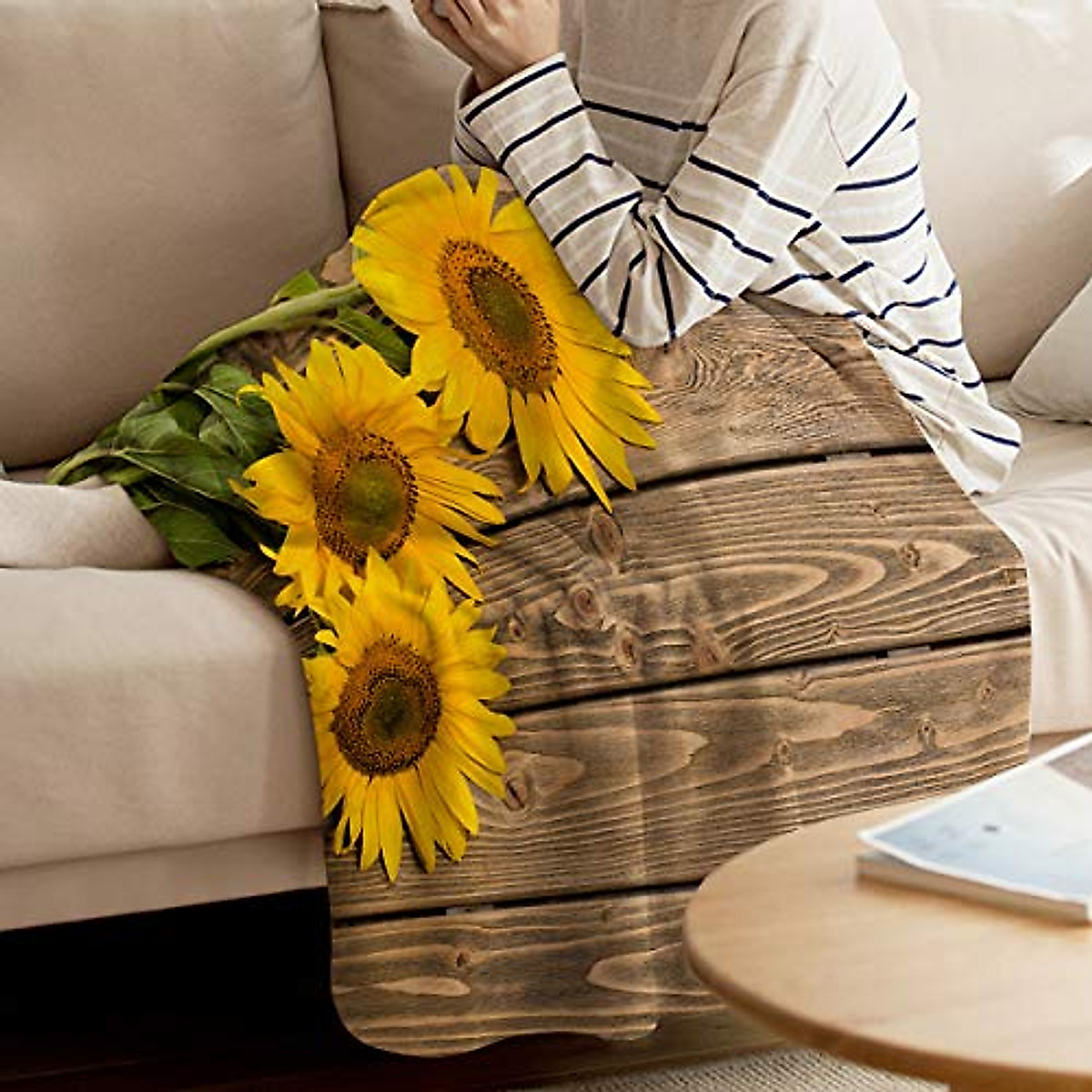 Luxury Fannel Blanket Super Soft and Warm Fuzzy Plush Throw Blanket Sunflower on Rustic Wood Plank Country Theme Lightweight Couch Bed Blankets Easy Care Premium Blanket Throw 40 x 50 Inch