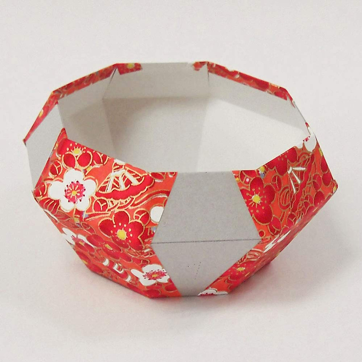 Toyo Chiyo Paper Works 102108 Special Handmade Set, Octagonal Box Sweets Container