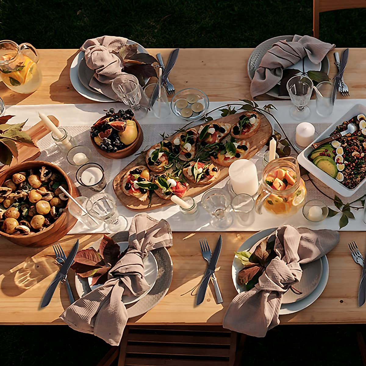 dearithe Steak knives set of 6, Black Serrated Stainless Steel Sharp Blade Flatware Steak Knife Set, 4.5 Inches,Non stick coating for Anti-rusting, for Restaurant Tableware Kitchen Camping