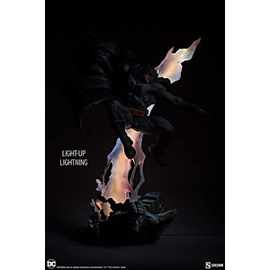 Sideshow Collectibles Batman The Dark Knight Returns Premium Format Figure Statue