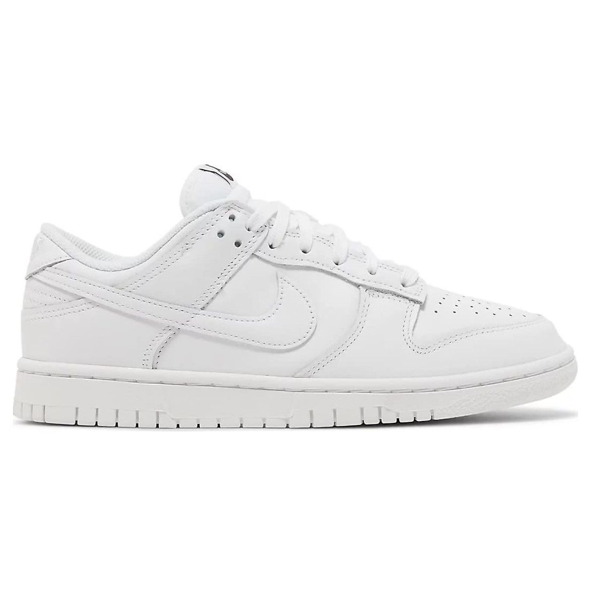Nike Womens Dunk Low WMNS Triple WhiteWhiteWhite Sz8