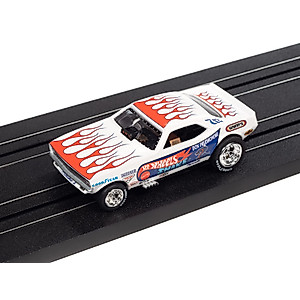 Auto World 4Gear Hot Wheels - Don The Snake Prudhomme/Snake II 1972 Plymouth Cuda Funny Car (White with Flames) HO Scale Slot Car