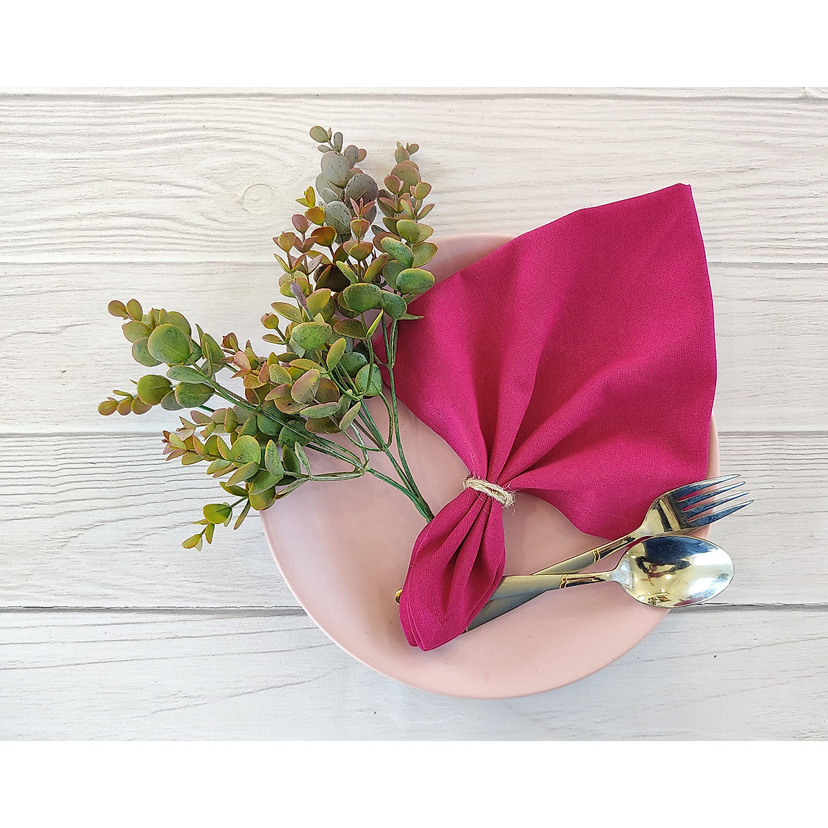 AVKA Studio 100% Cotton Dinner Napkins - Fuchsia Pink Cloth Napkins - 18x18 - Set of 6 - Bright Fabric Napkins for Kitchen or Dining Table - Everyday use, Picnics, Valentines Day - Washable Reusable