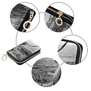 Black White Retro Scottish Highland Cow in Field Grey Credit Card Coin wallet, RFID Blocking Compact Women Leather Card Holder, Key Change Organizer, Zipper Purse Clutch Pouch