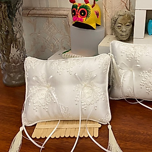 ZYLLZY Wedding Ring Pillow,Rectangle Ring Pillow with Tassel,Simple Ring Bearer Cushion Marriage Supplies for Bridal Shower Wedding Ceremony Proposal