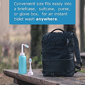 Postpartum Care Bottle, Inverted Nursing Bottle Spray Bottle, Travel Bidet, Woman and Mother and Baby Wash 2 in 1 Handheld Personal Bidet Bottle 500Ml, Resistant to 100ºC, Bonus Bag (Green)