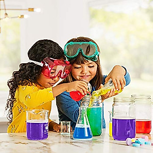 Munchkin® Color Buddies™ Moisturizing Bath Water Color Tablets & 2 Toy Dispensers, 20 Tablets